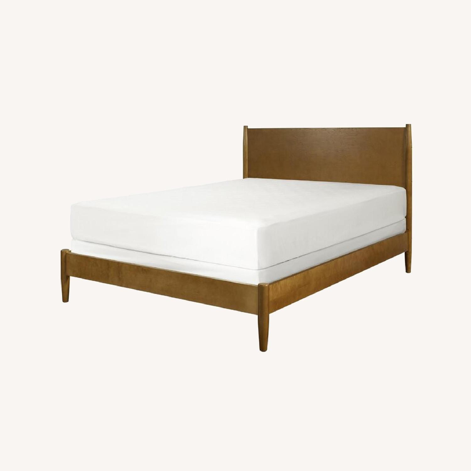 Wayfair Mahogany Wood Platform Bed - AptDeco