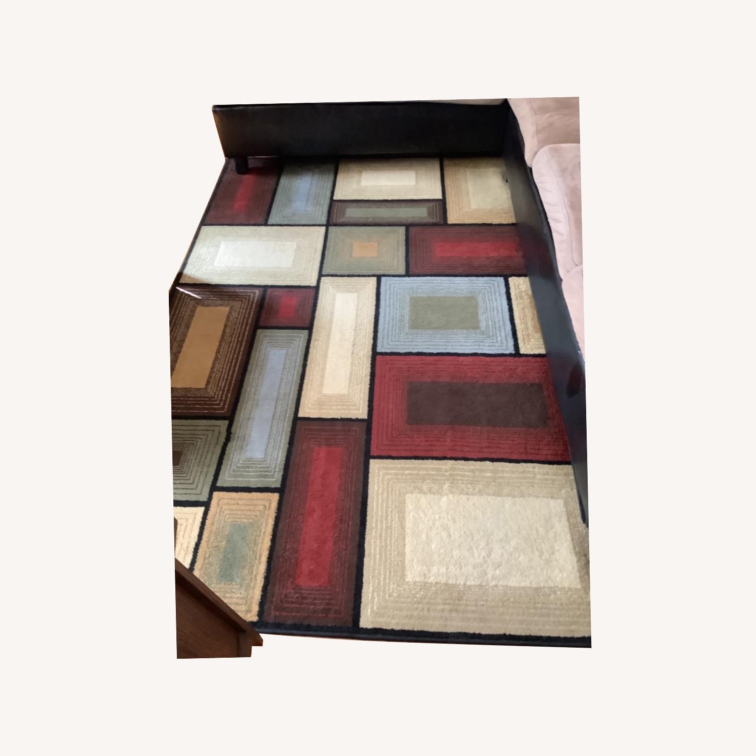 Modern Box Rug - AptDeco