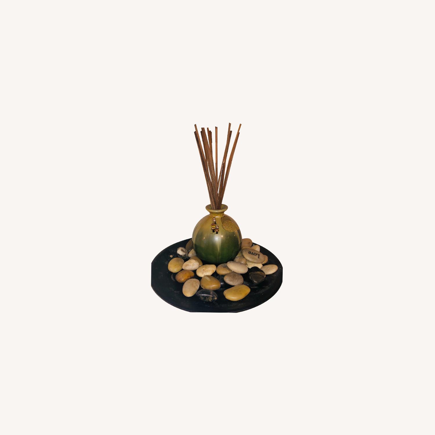 Live & Love Graphic River Rock Diffuser - AptDeco