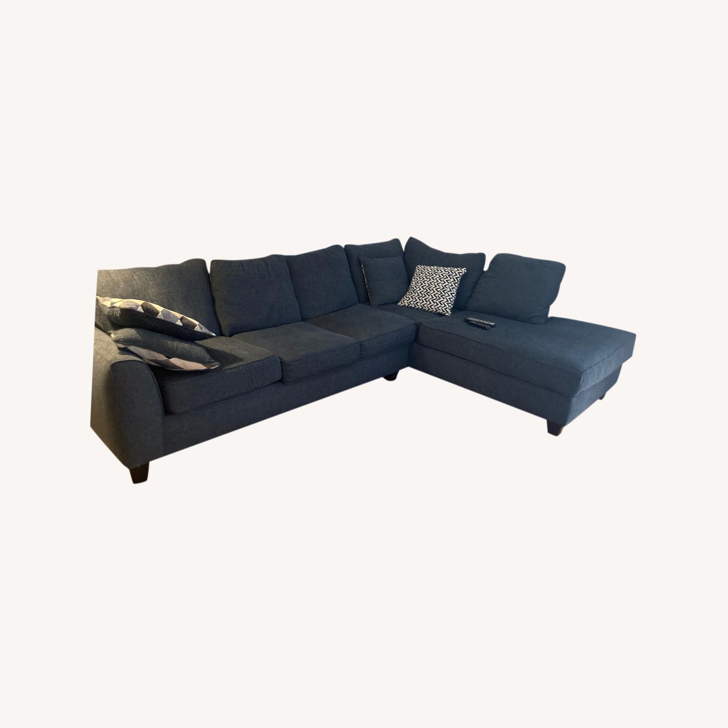 Bob's Left Arm Facing Sectional Blue - AptDeco