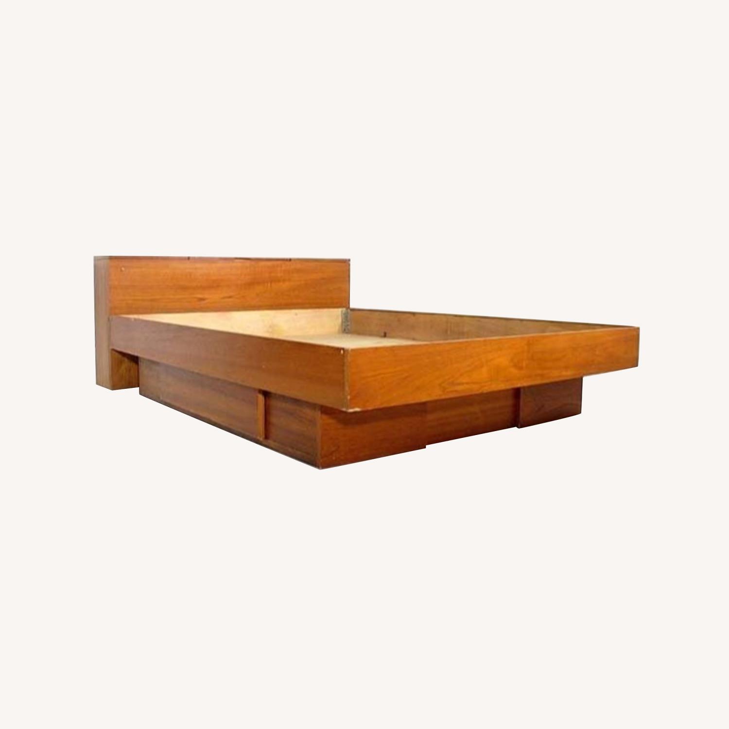 Scova Dixie Scandinavian Queen Bed - AptDeco