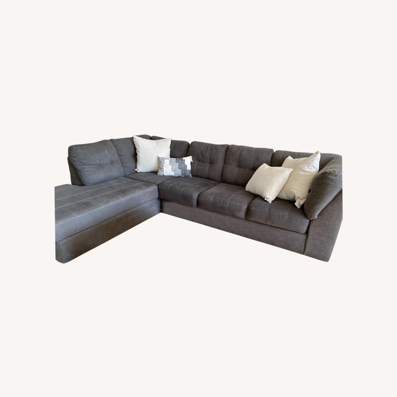 Jennifer Furniture Arthur Maier Sectional - AptDeco