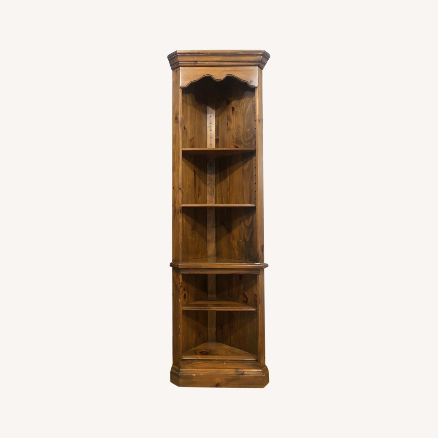 Ethan Allen Corner Bookcases - AptDeco