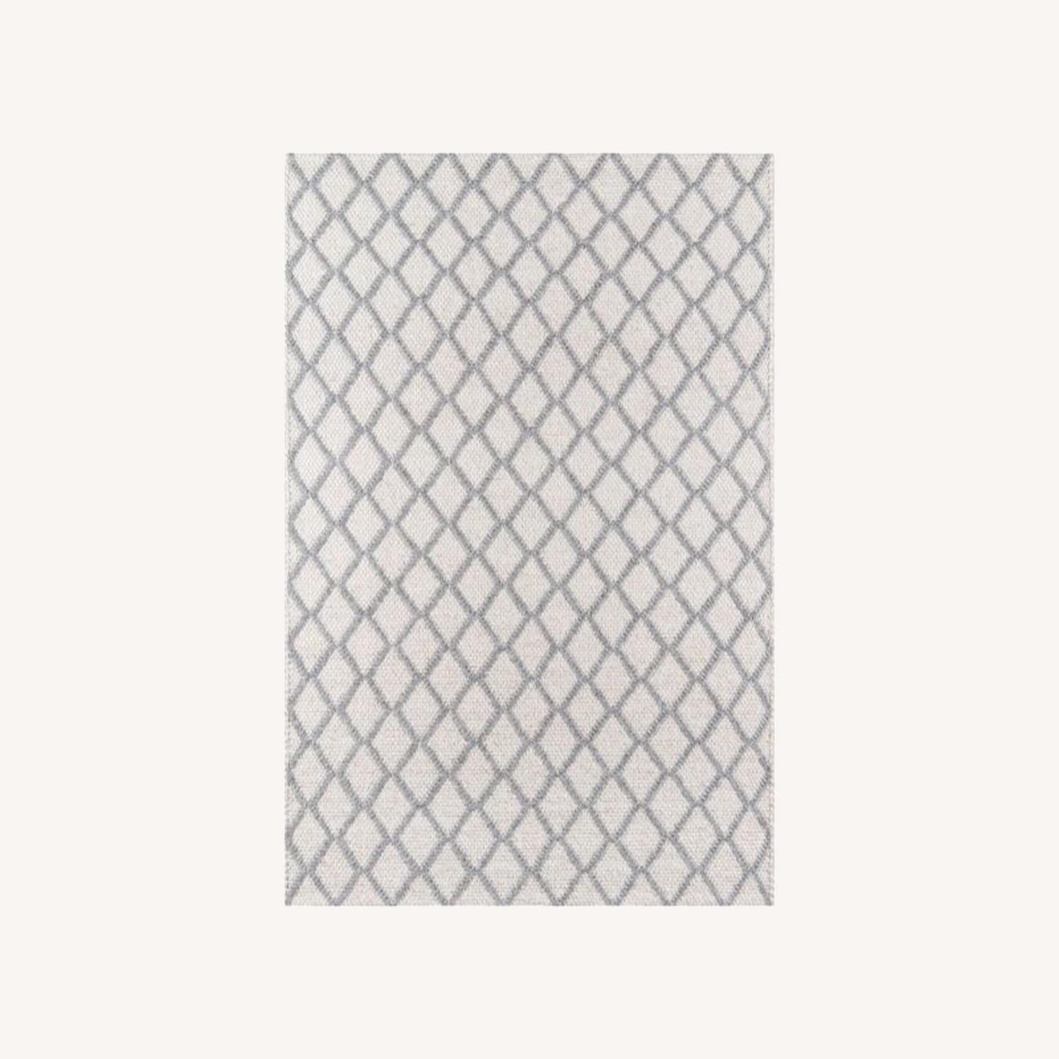 Pottery Barn Ginevra Handwoven Wool Rug - AptDeco