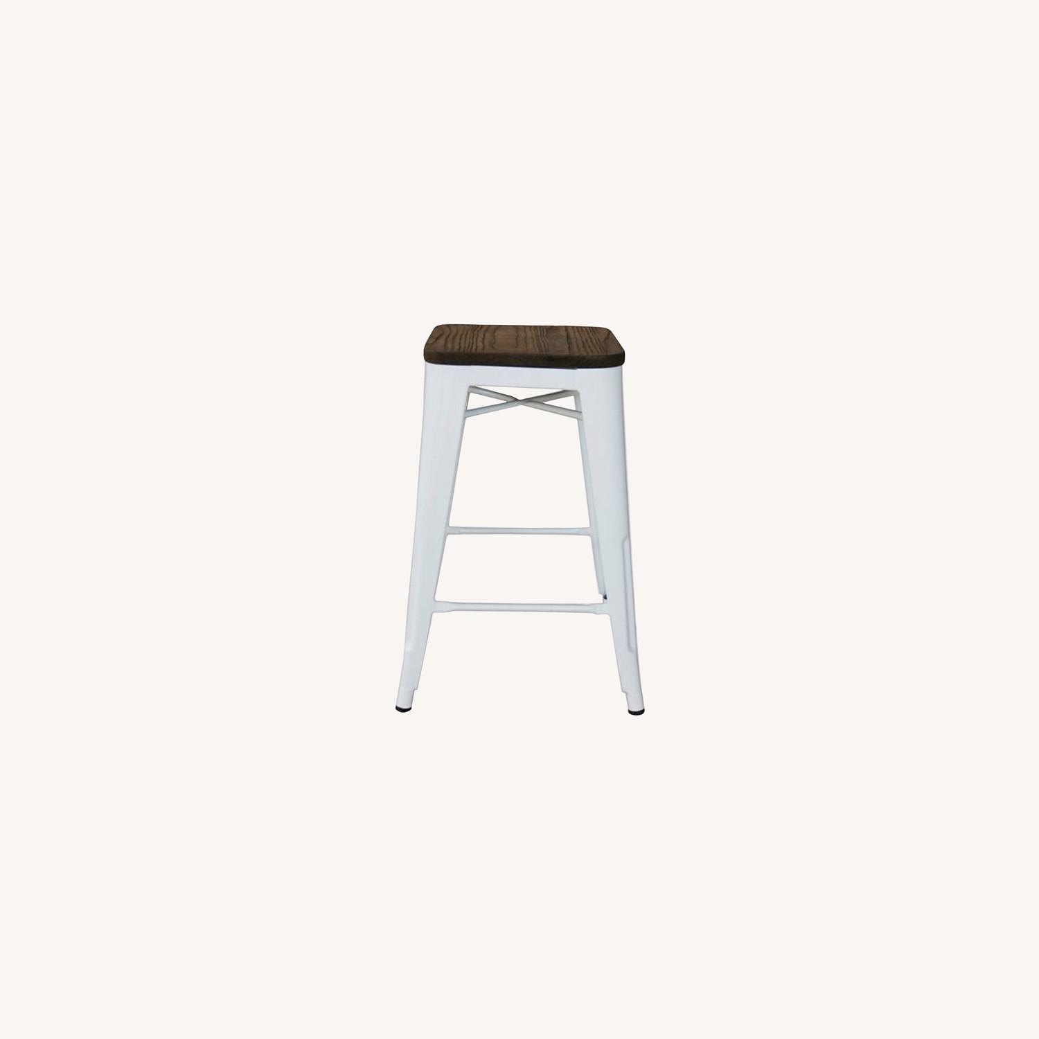 Target Threshold While Metal Stools - AptDeco