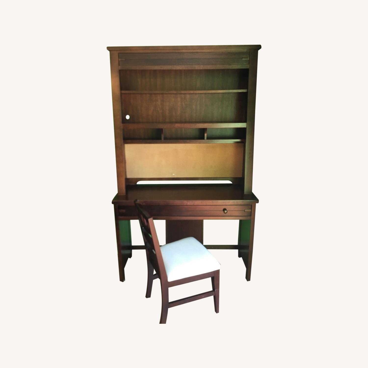 Stanley Desk - AptDeco