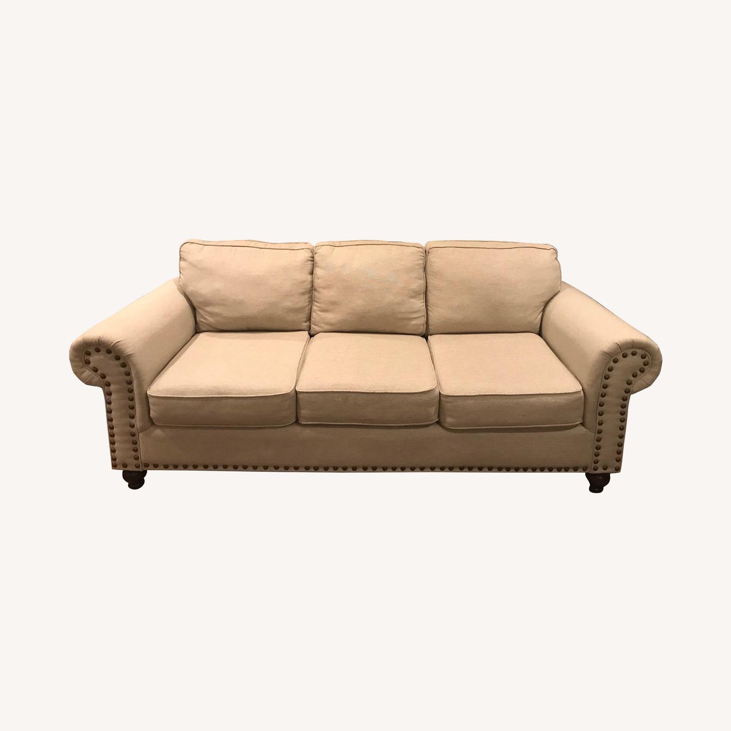 Raymour & Flanigan Sofa - AptDeco