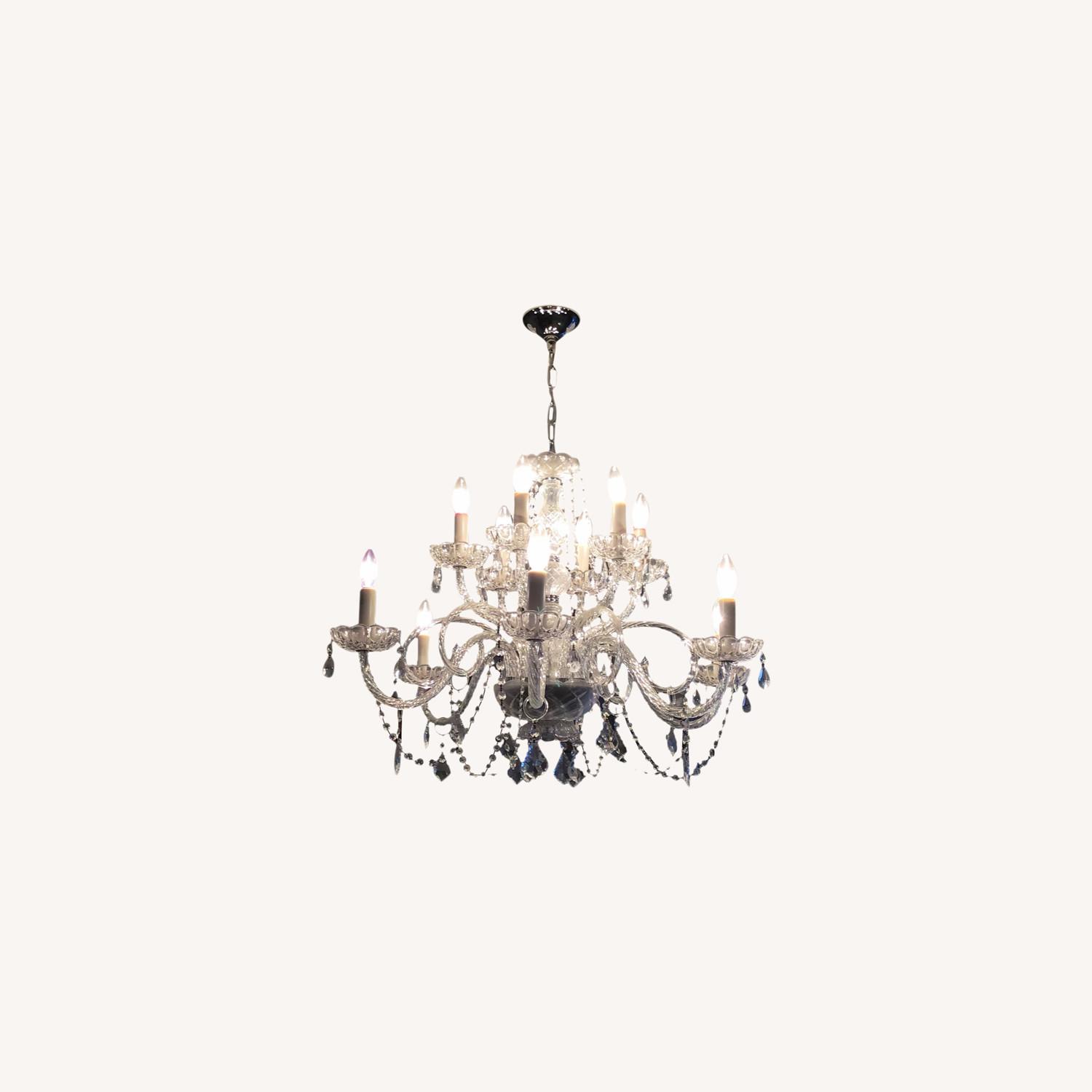 Classic Traditional Chandelier - AptDeco
