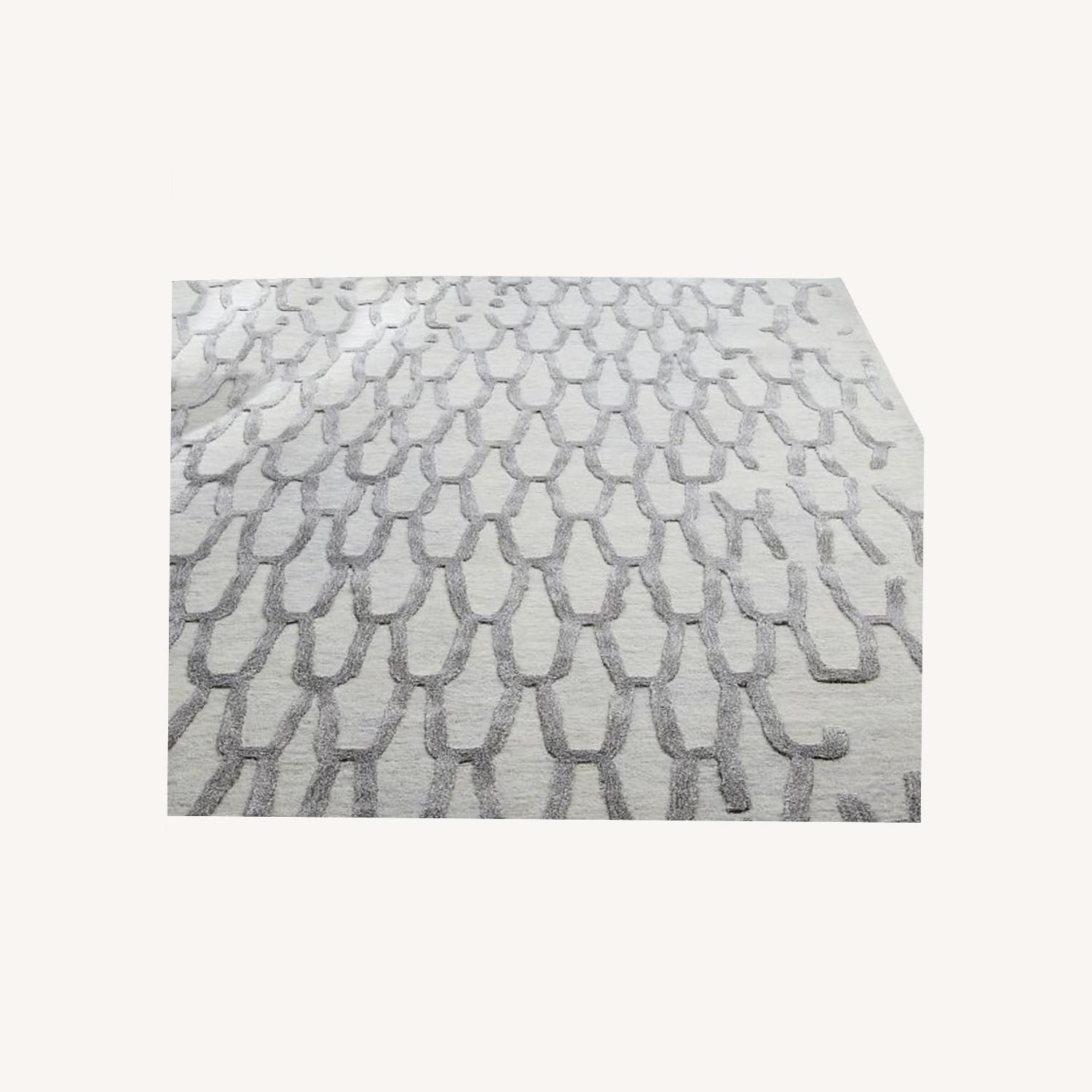 West Elm Roar and Rabbit Fading Honeycomb Rug 8x10 - AptDeco