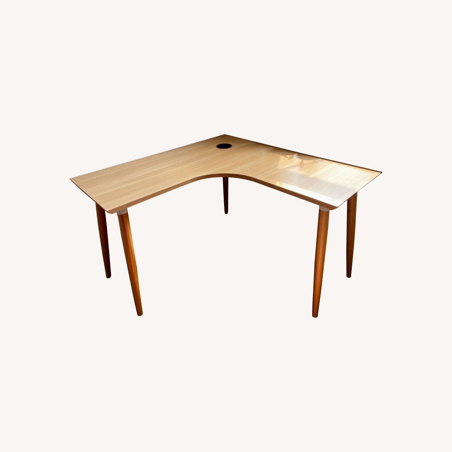 Hubbub Freya Light Ash Corner Desk - AptDeco