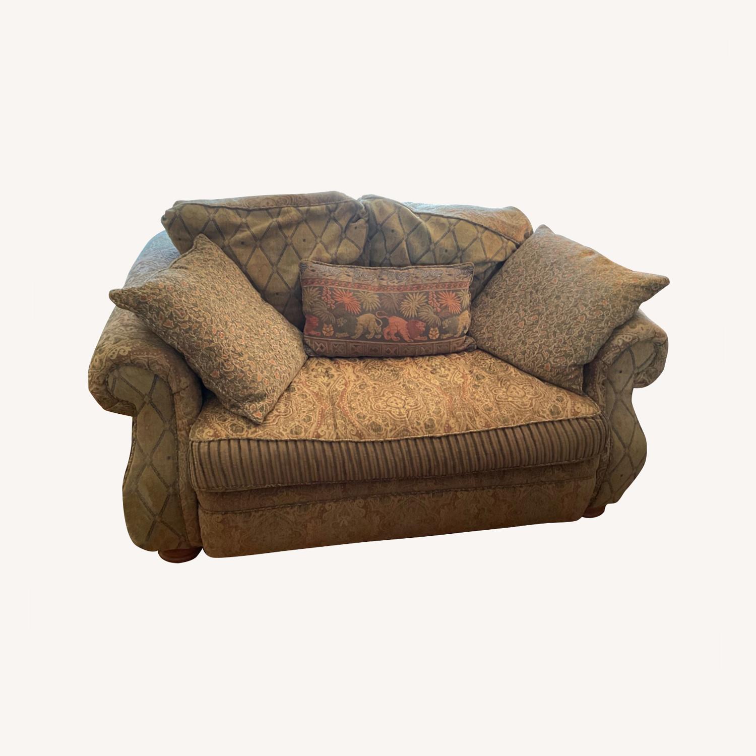 Rowe Custom Loveseat Green and Rust - AptDeco