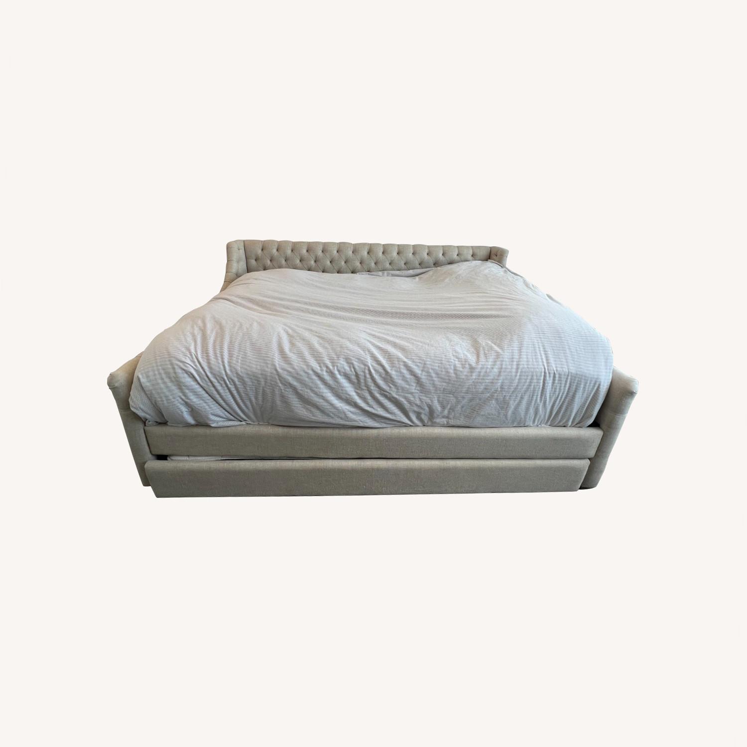 RH Full Devyn Tufted Daybed with Trundle - AptDeco