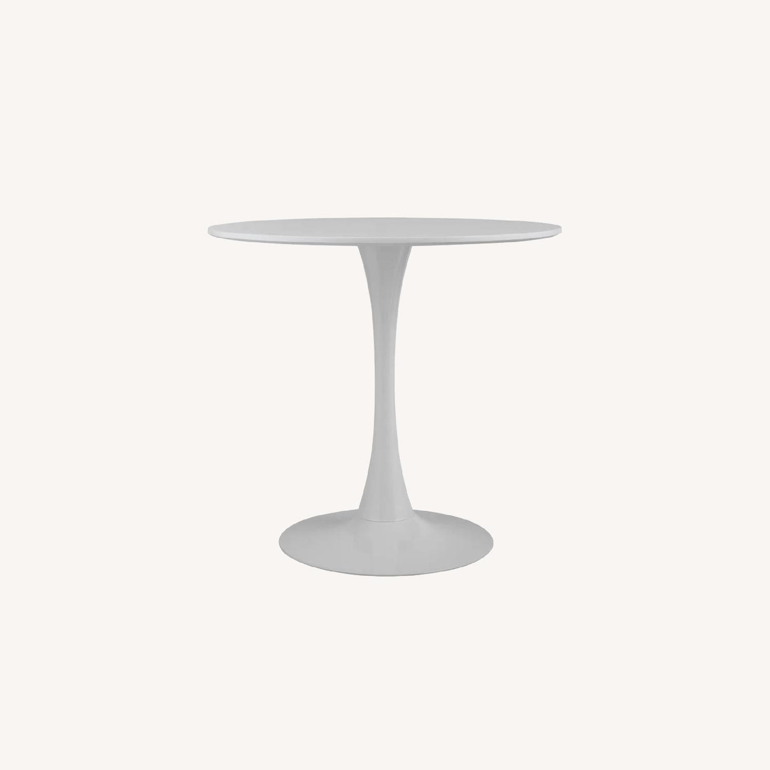 Wayfair White Round Table - AptDeco
