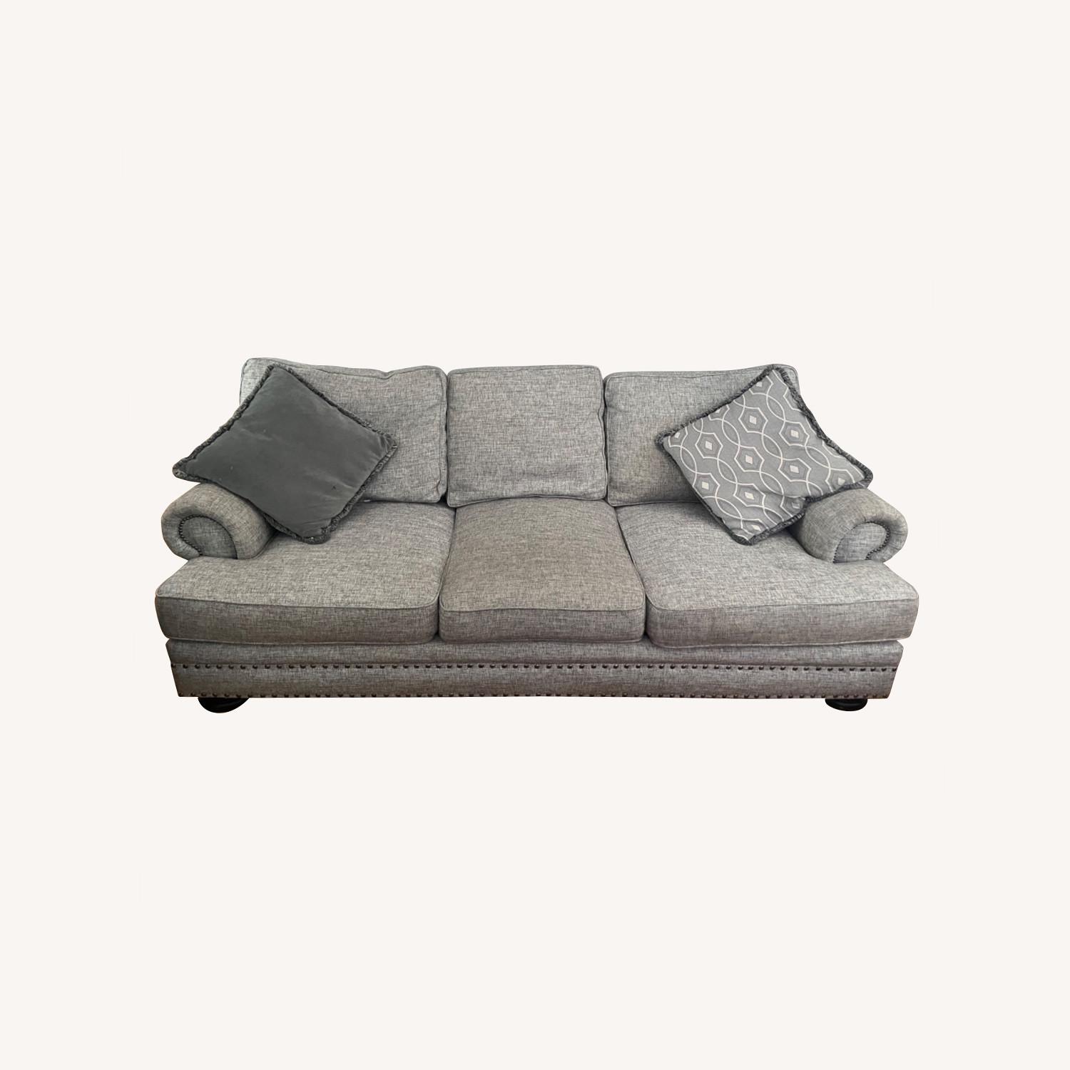 Raymour & Flanigan Sofa - AptDeco