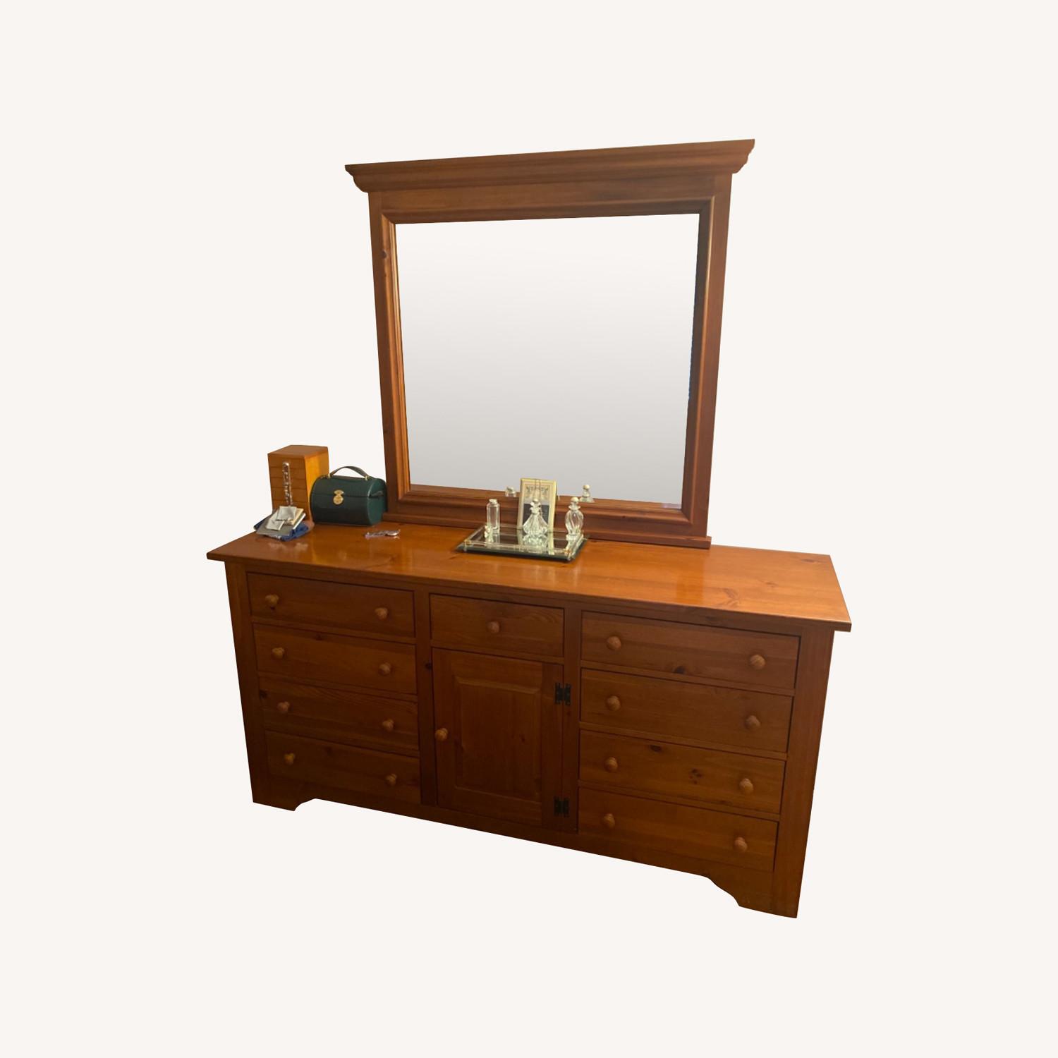 Broyhill Furniture Dresser - AptDeco