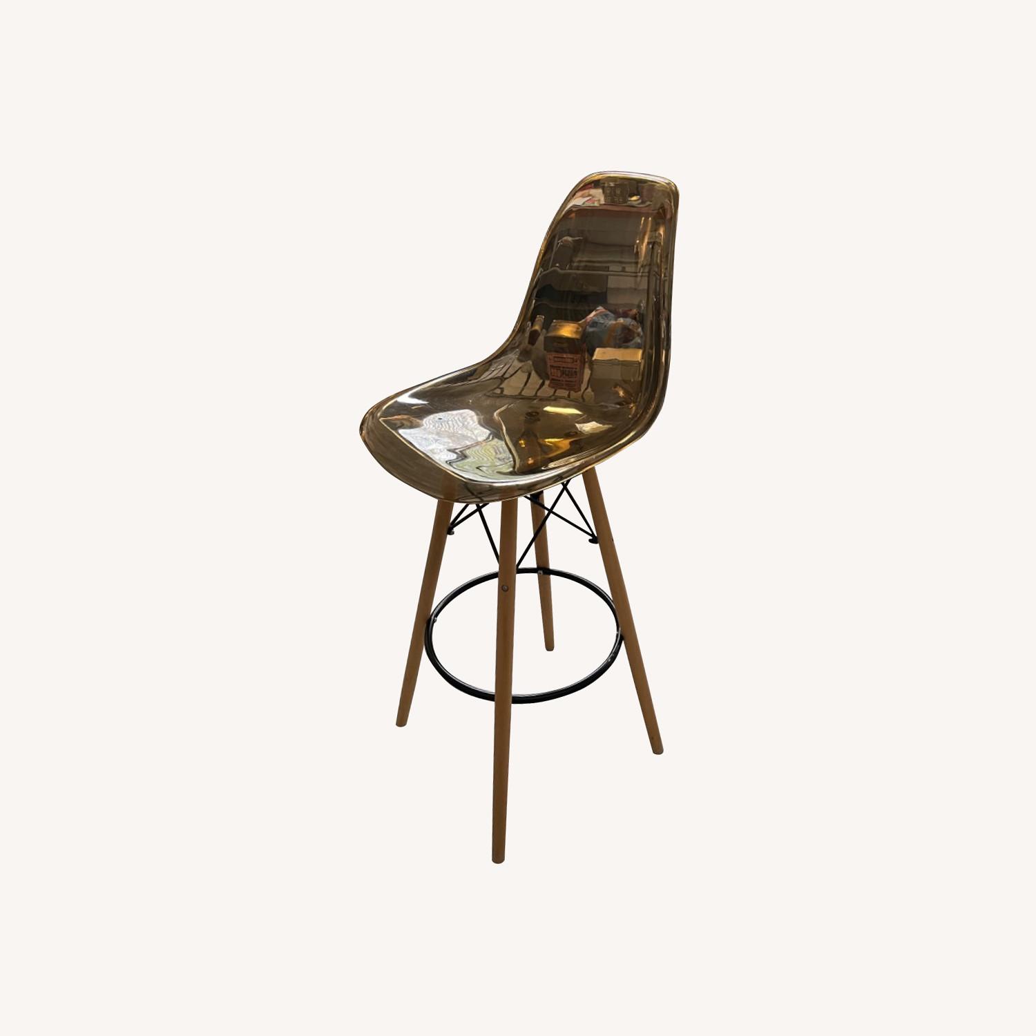 Acrylic Amber Modern Comfy Stools - AptDeco