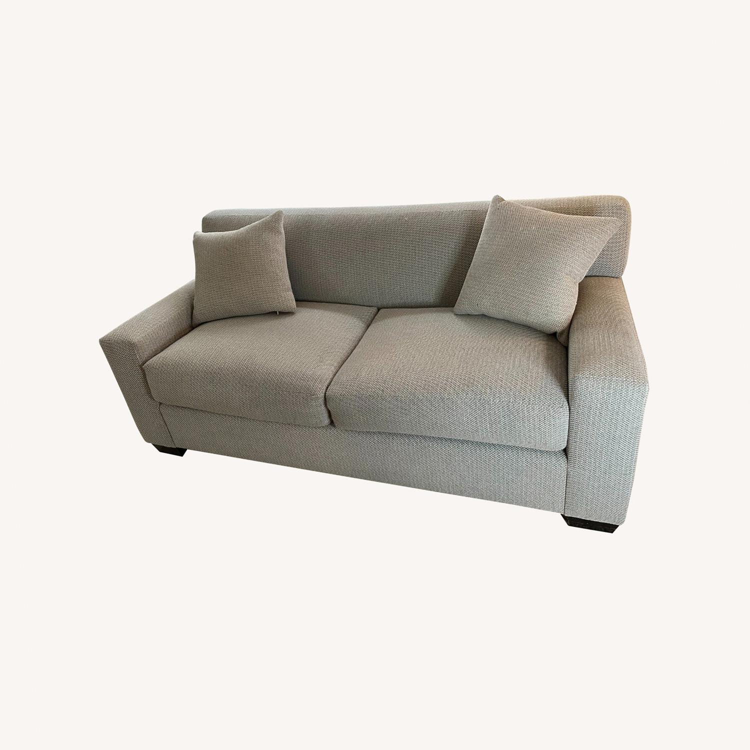 Custom Sofa Ordered by Designer Patrik Lonn - AptDeco