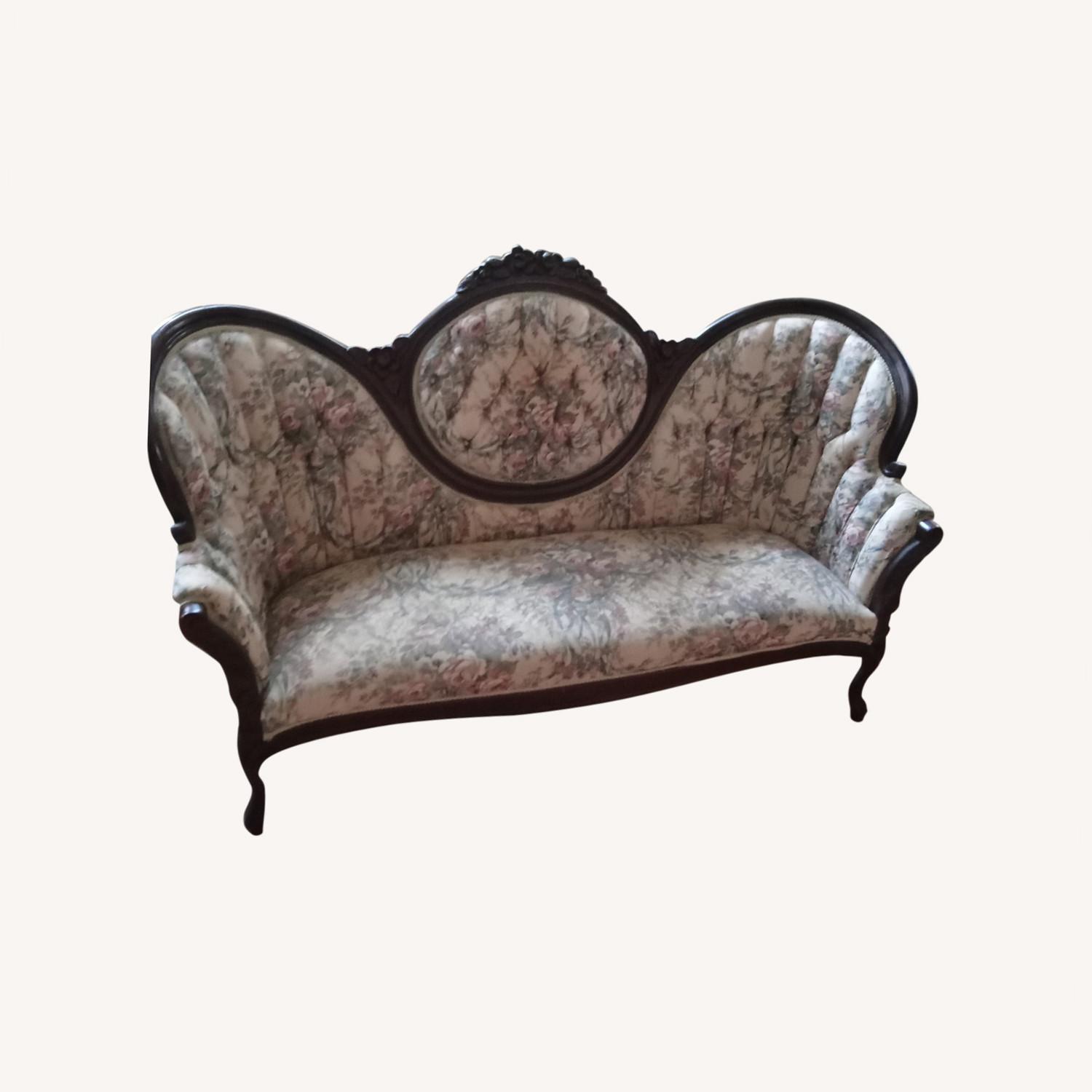 Kimball Victorian Sofa - AptDeco