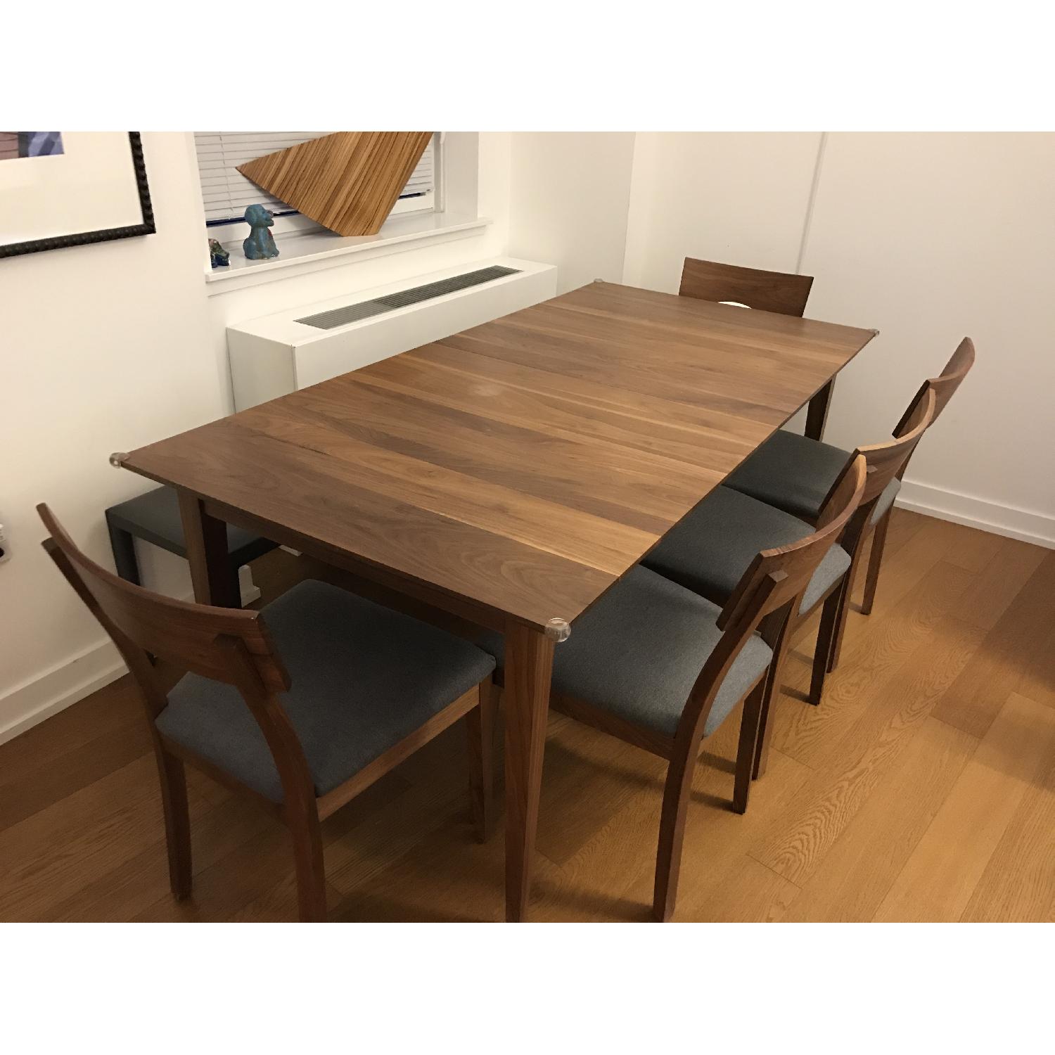 Room & Board Adams Extension Dining Table w/ 5 Doyle Upholstered Chairs ...