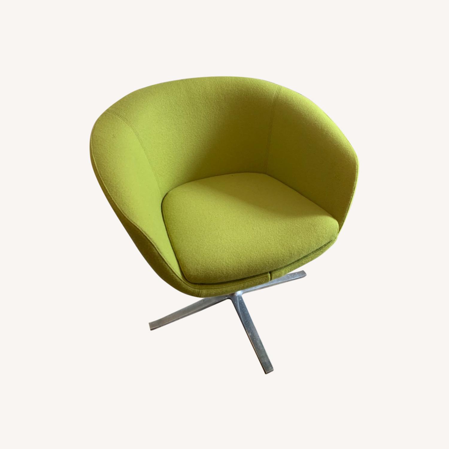 Coaleese Bob Chairs - AptDeco