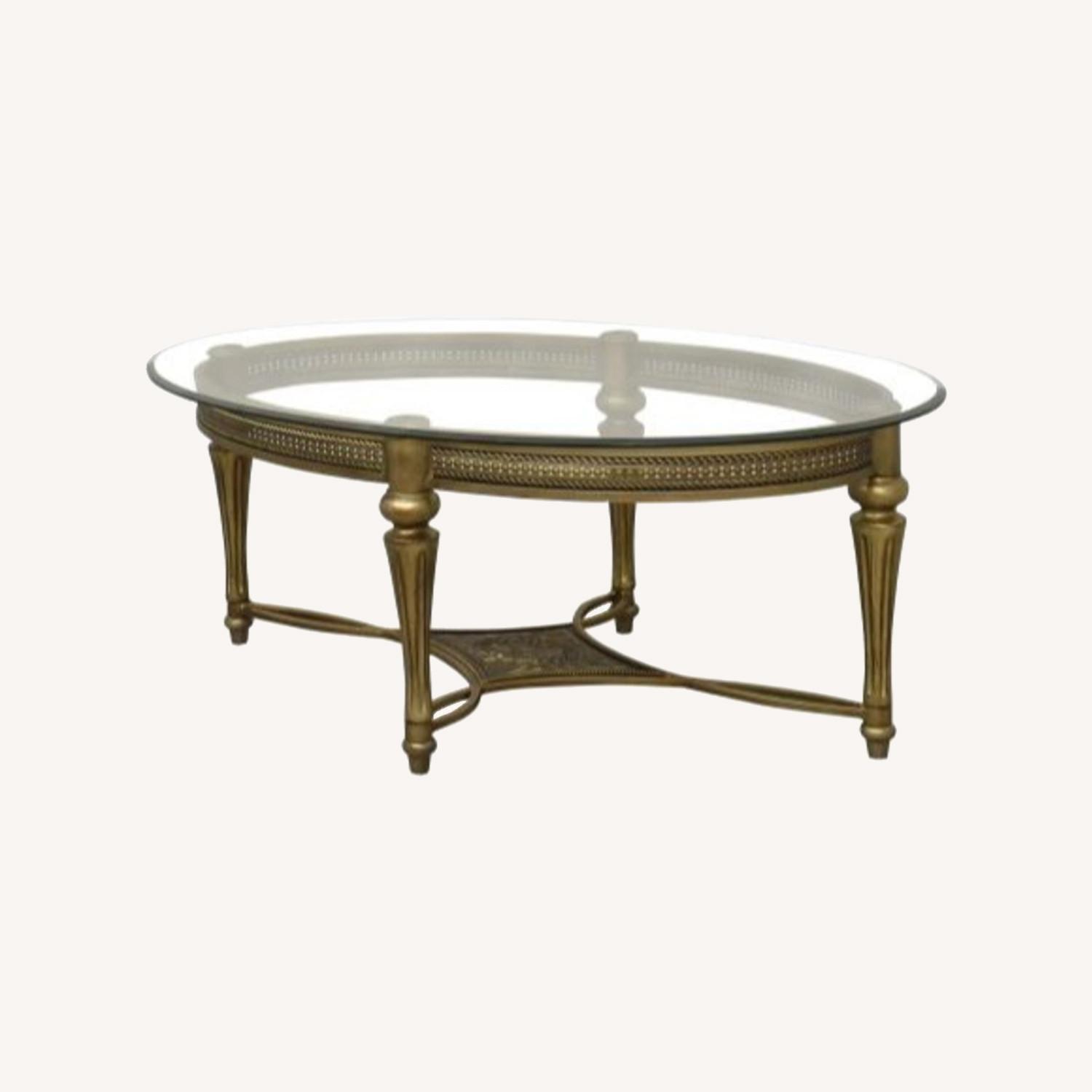 Oval Coffee or Cocktail table - AptDeco