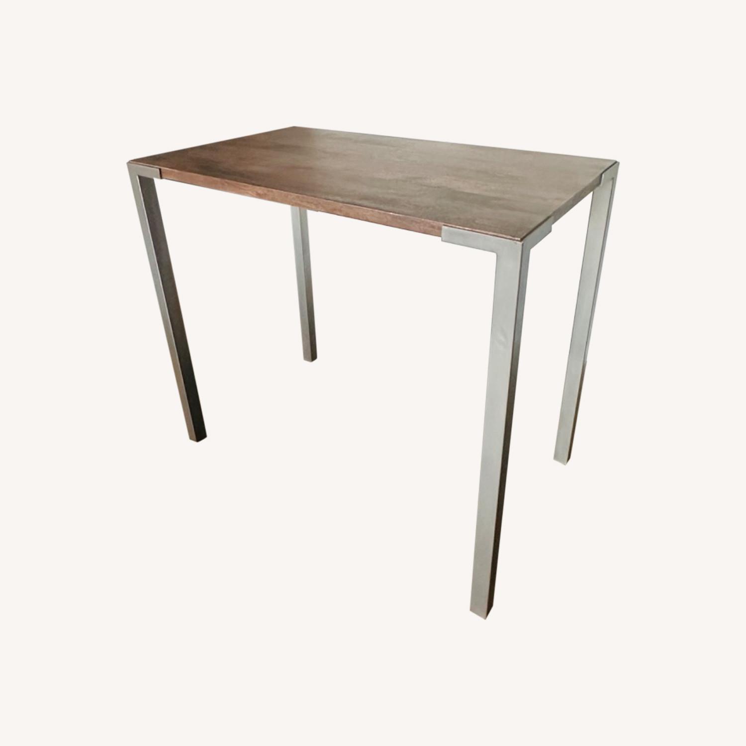 Cb2 pub table store