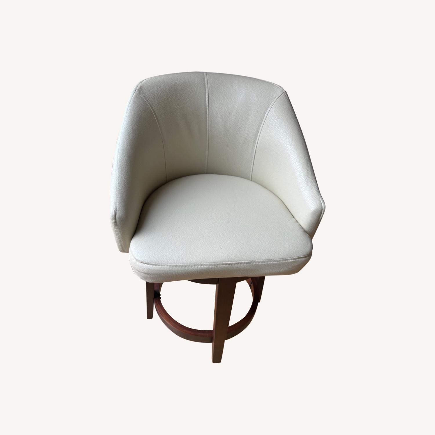 Leather Stools - AptDeco