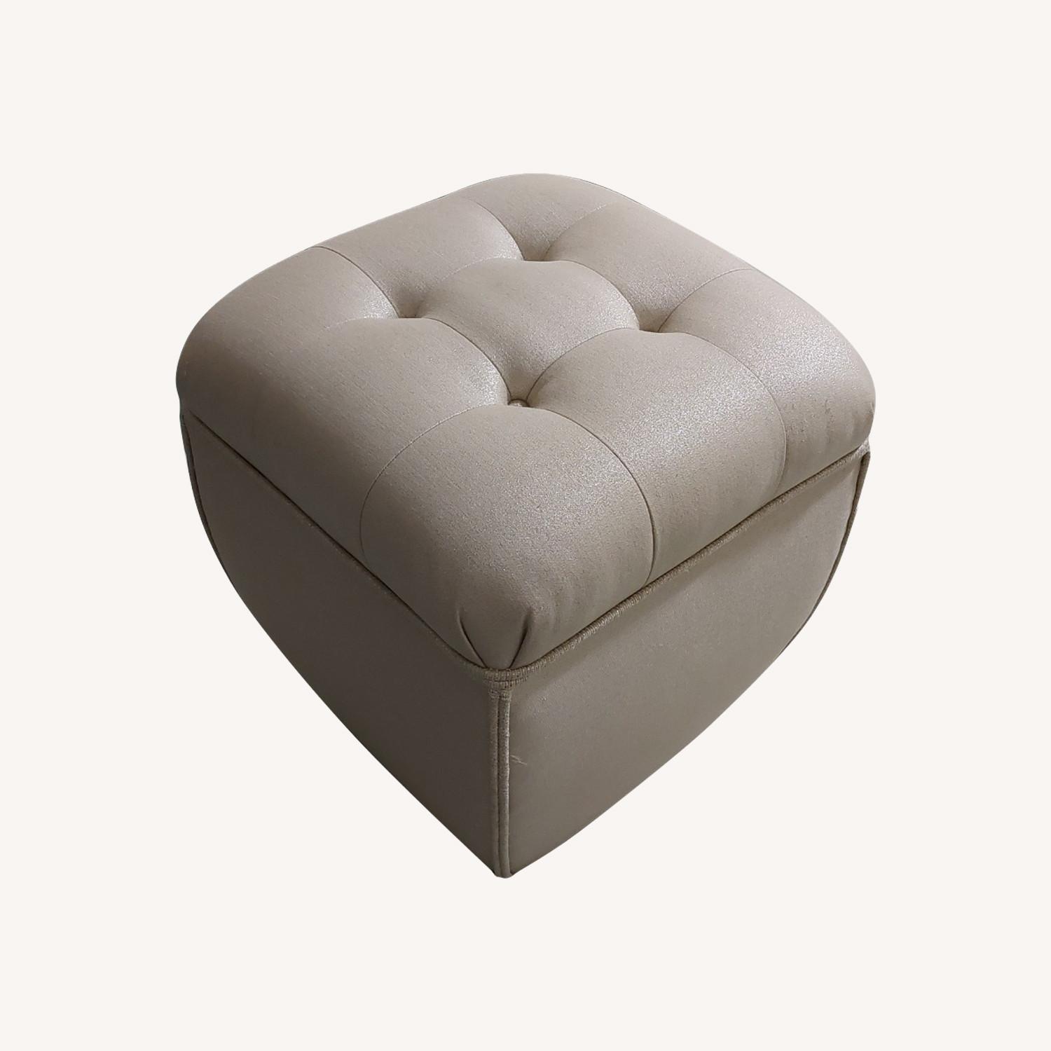 Ottoman/Foot Stool - AptDeco