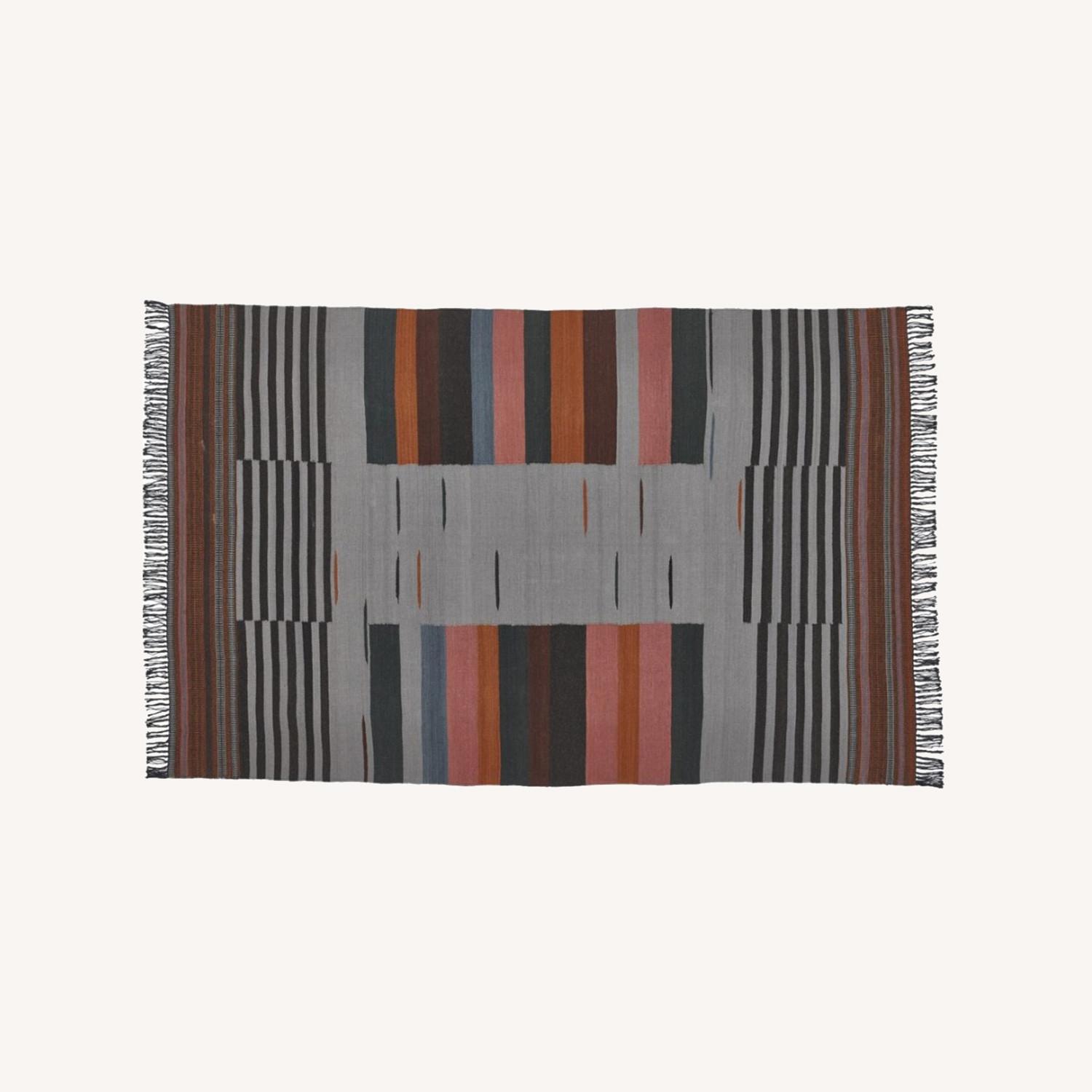 CB2 Gradient Area Rug (8 x 10) - AptDeco