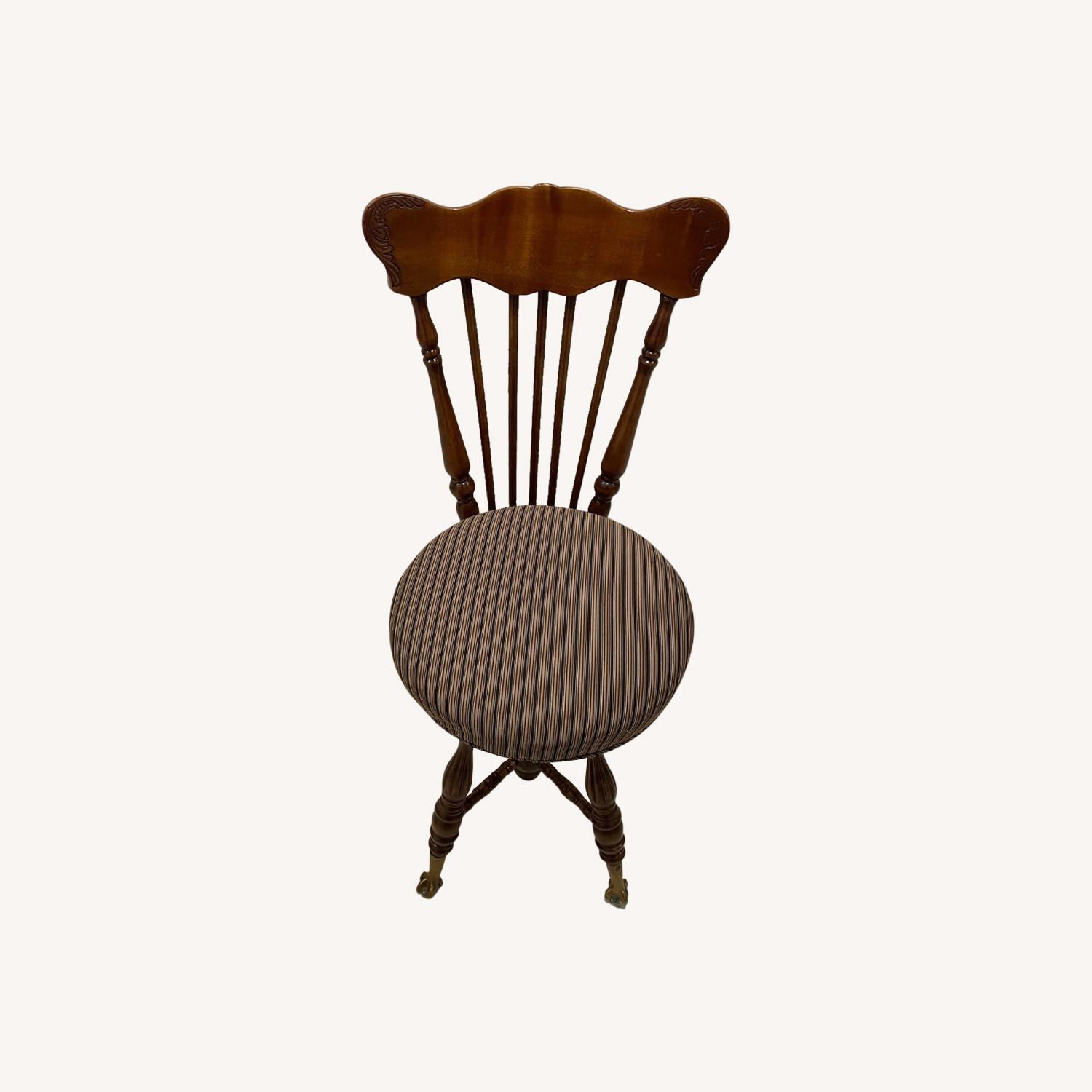 Solid Wood American Style Lady's Chair - AptDeco