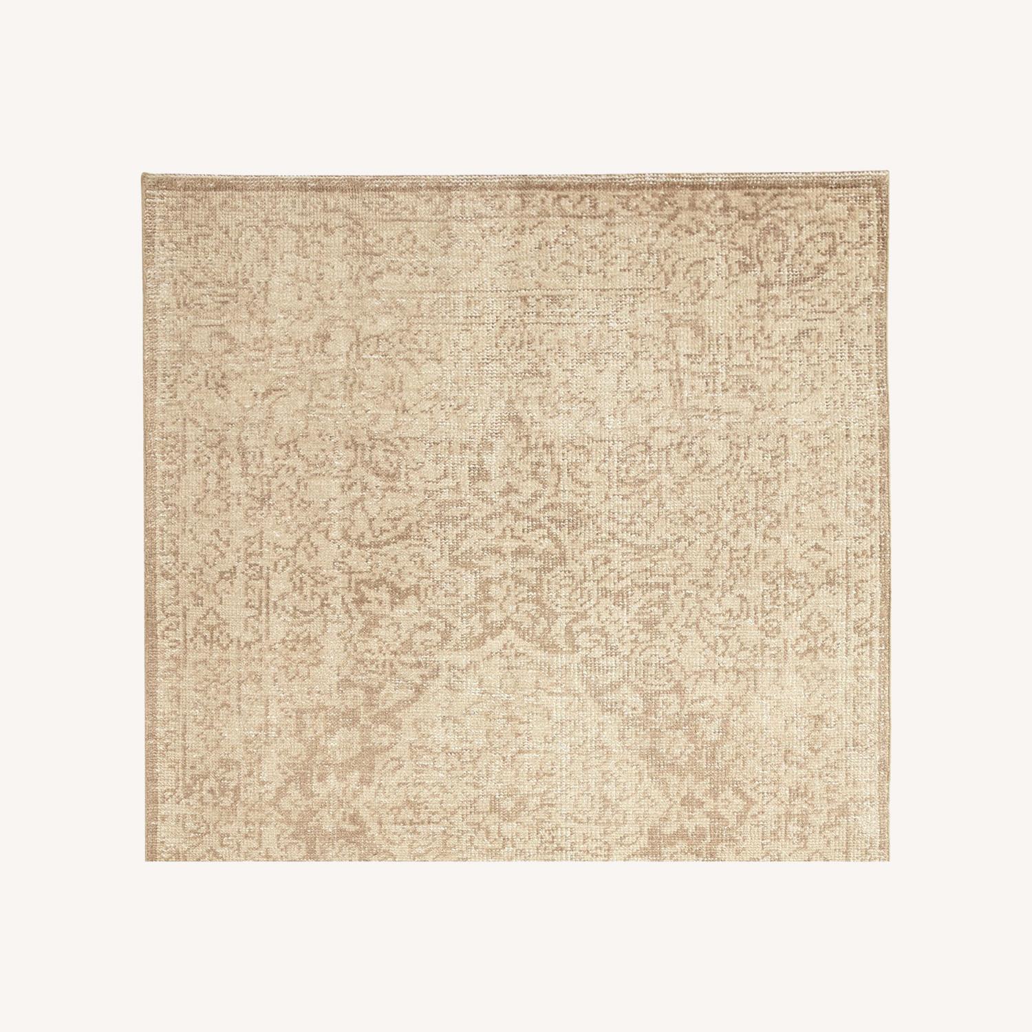 Pottery Barn Freya Hand-Knotted Wool Rug - AptDeco