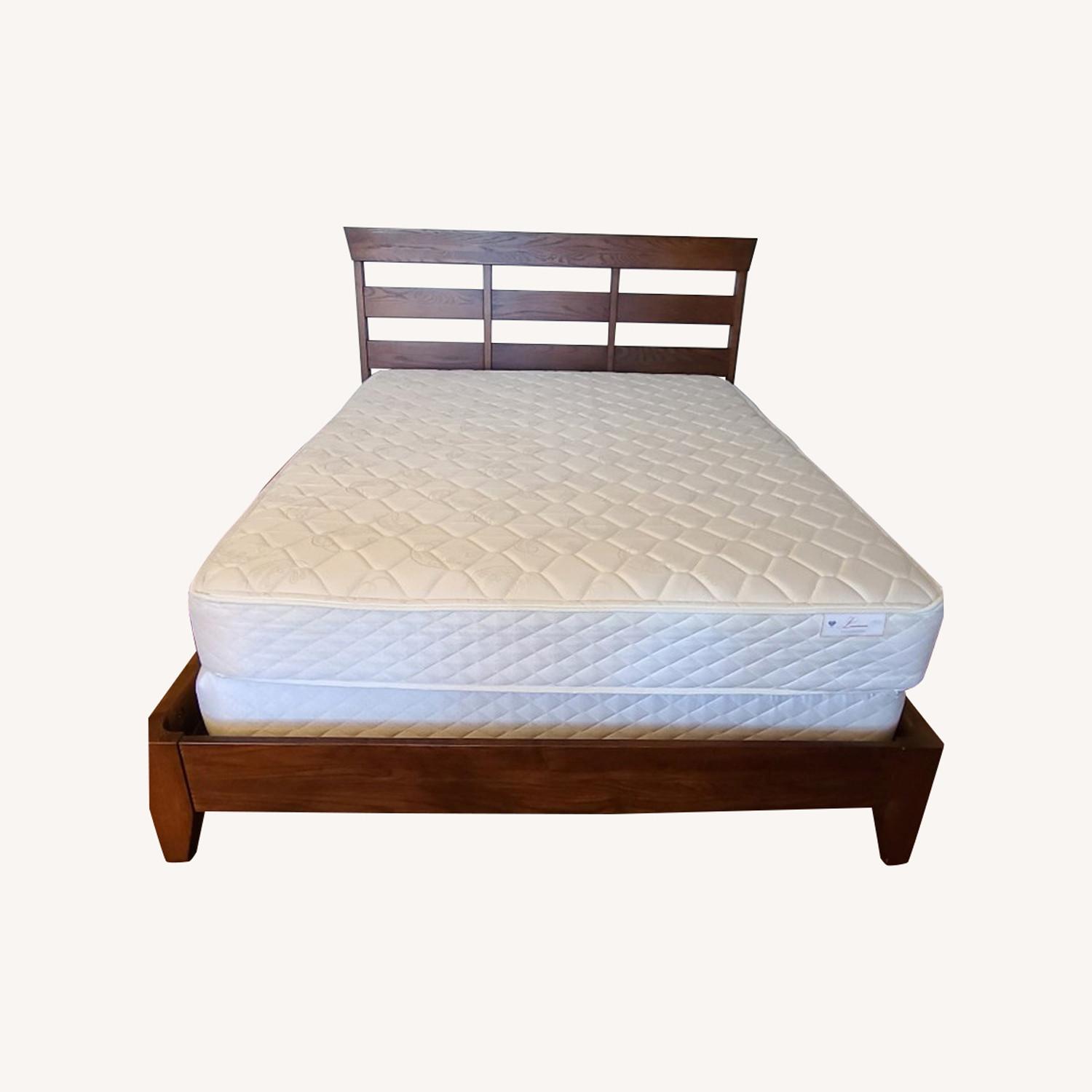 Ethan Allen Horizons Lotus Queen Bed - AptDeco