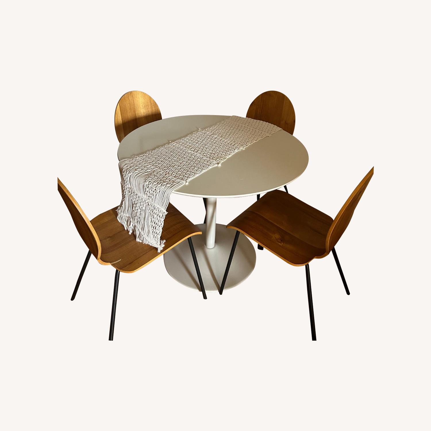 CB2 Tulip Table and Acadia Chairs - AptDeco