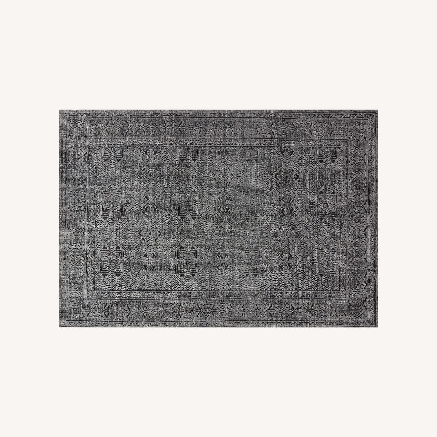 6 by 9 ft CB2 Black/white Art Deco Wool Rug - AptDeco