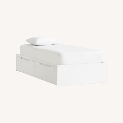 Pottery Barn Beadboard Basic Bed - AptDeco