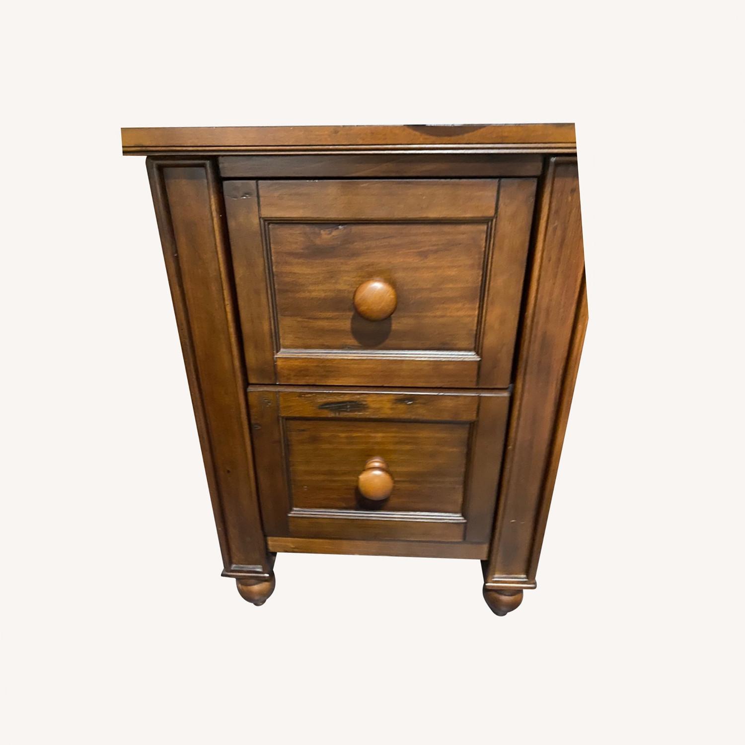 Pottery Barn Thomas Nightstand - AptDeco