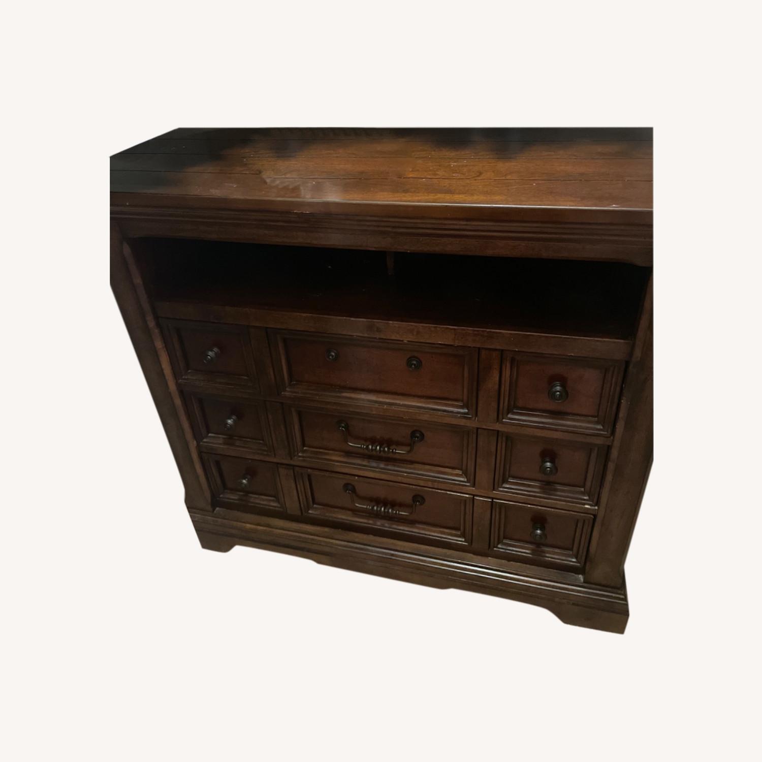 Media Chest Vintage - AptDeco