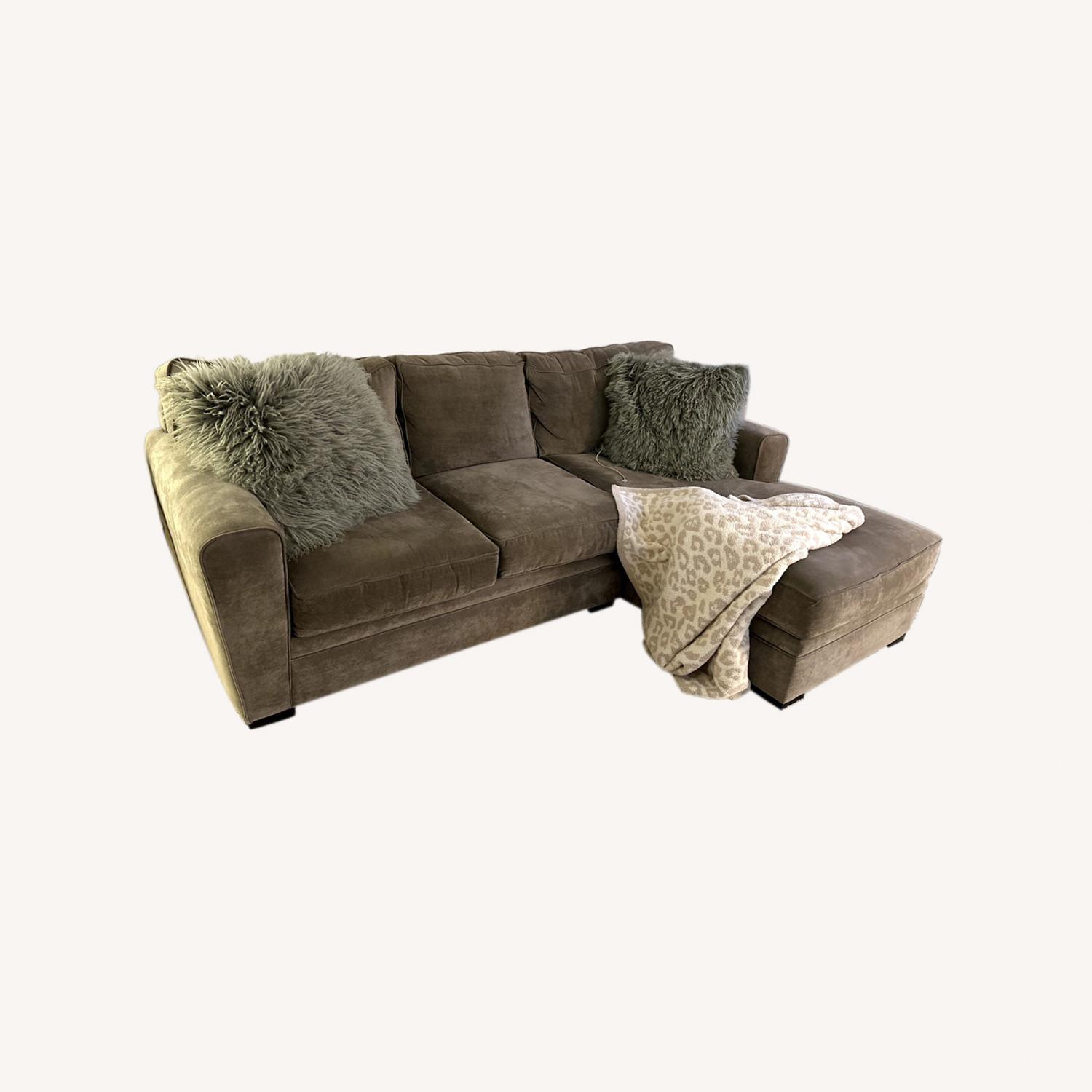 Raymour & Flanigan 2-pc Left Hand Facing Sectional Sofa - AptDeco