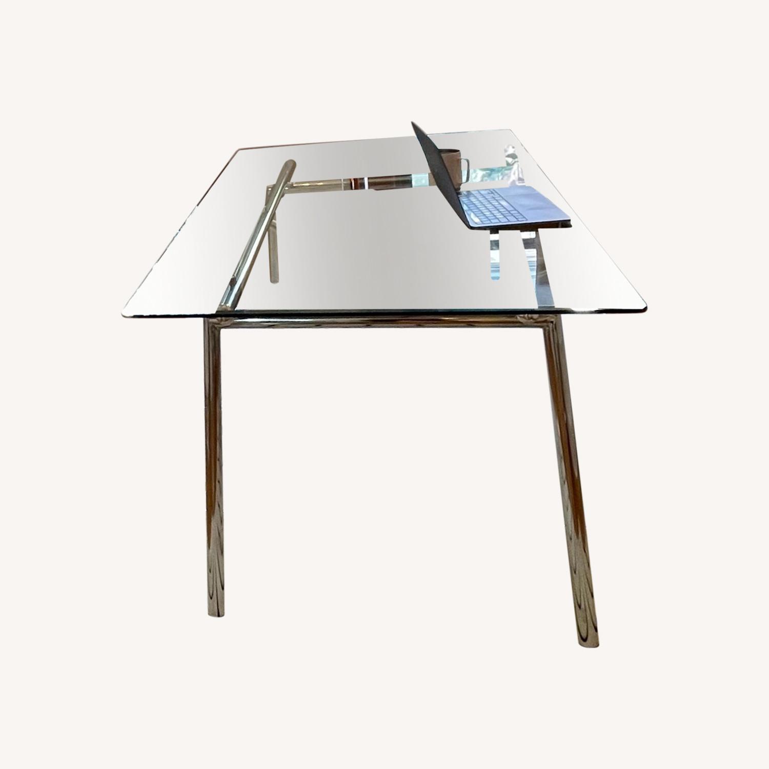 Chintaly High End Dining Table - AptDeco