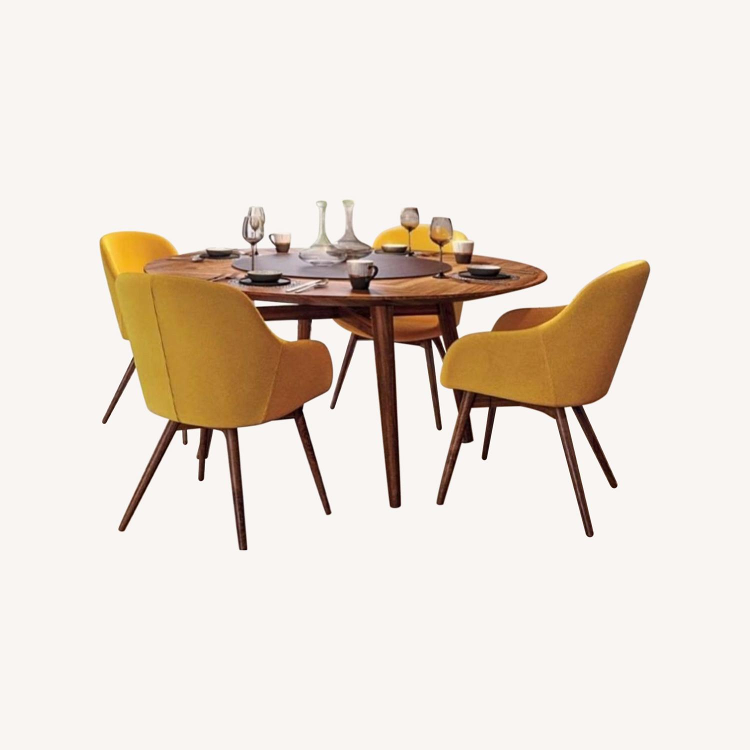 Modani Luxury Dining Table and 4 Chairs - AptDeco