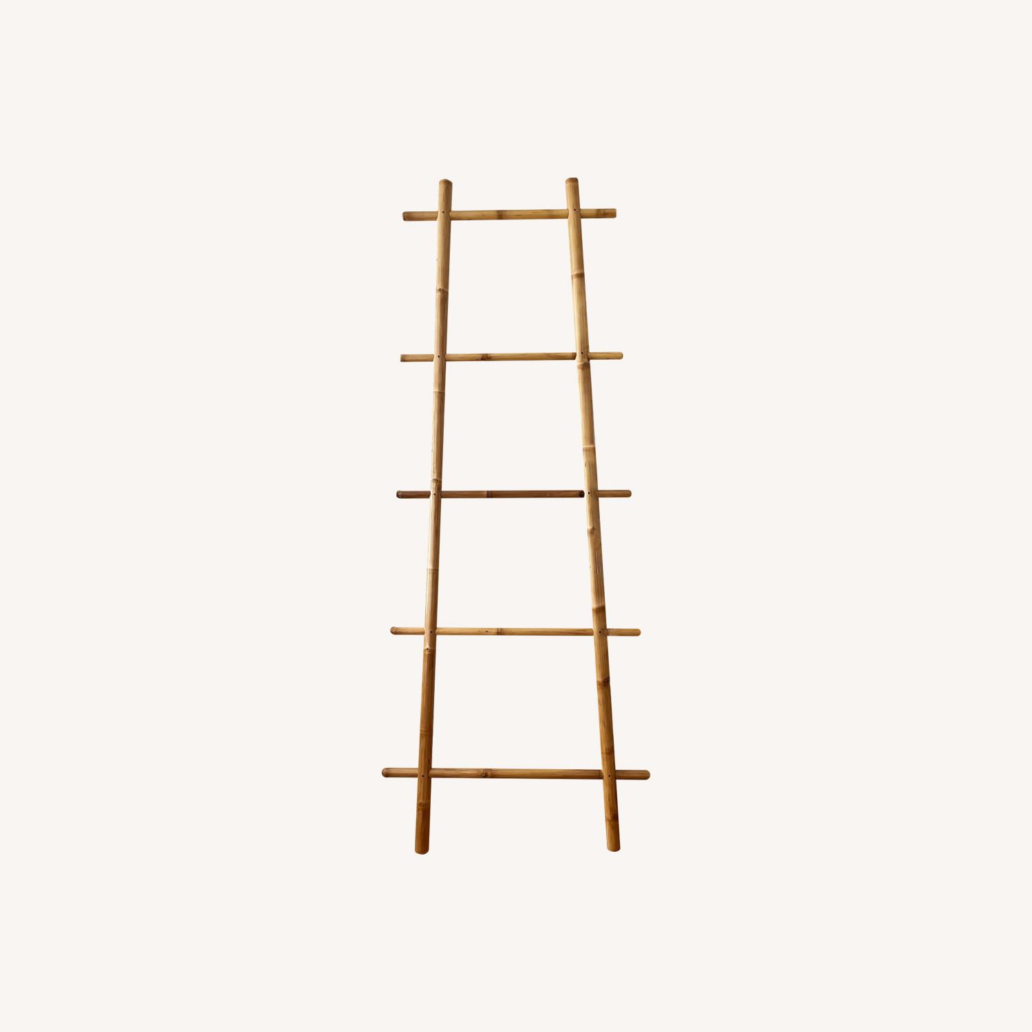 Custom-made Bamboo Ladder Rack - AptDeco