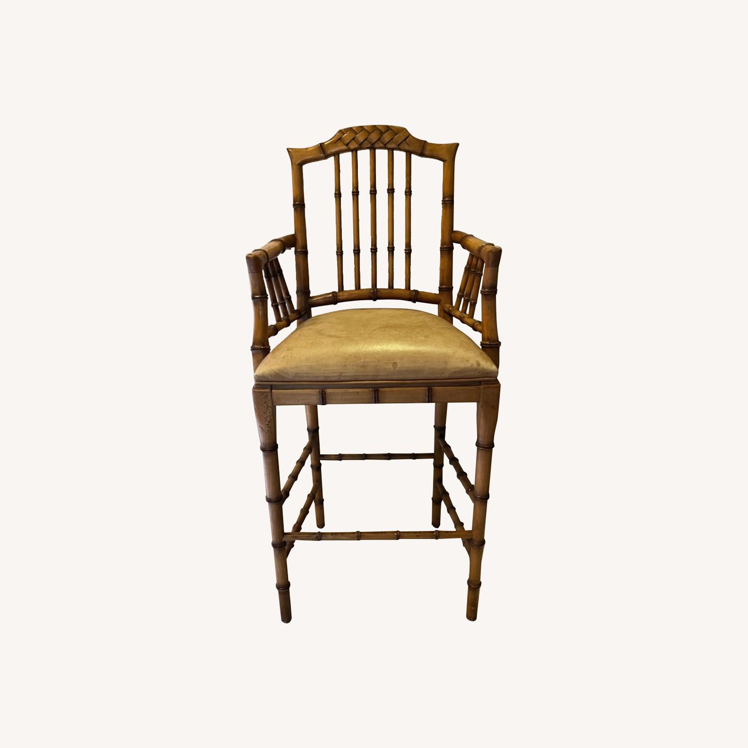 Bar Height Stools - AptDeco