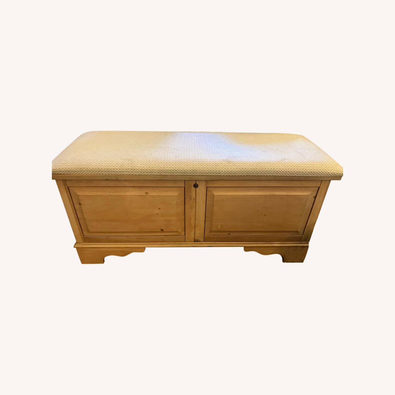 Lane "Virginia Made" Cedar-Lined Hope Chest - AptDeco