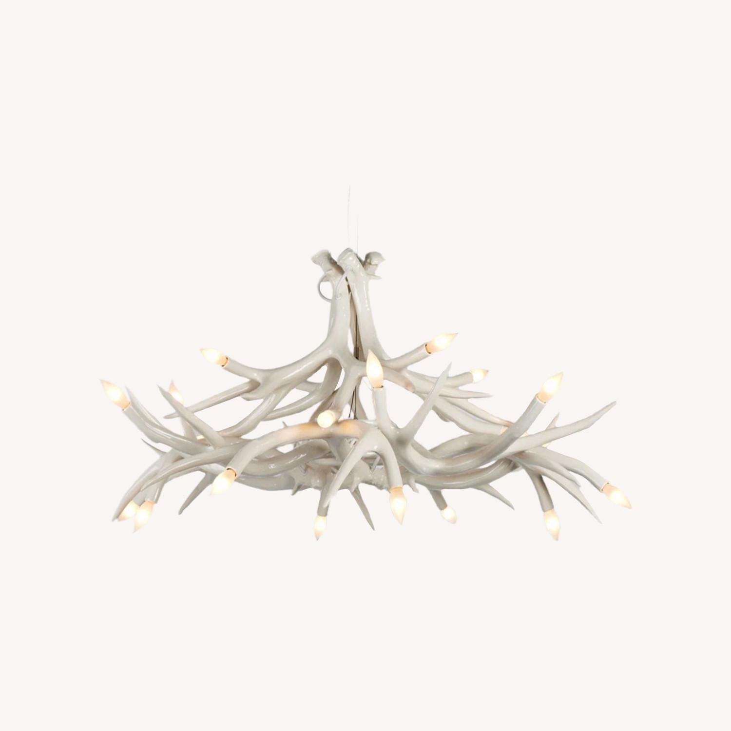 Superordinate Antler Chandelier 12 Antlers - AptDeco