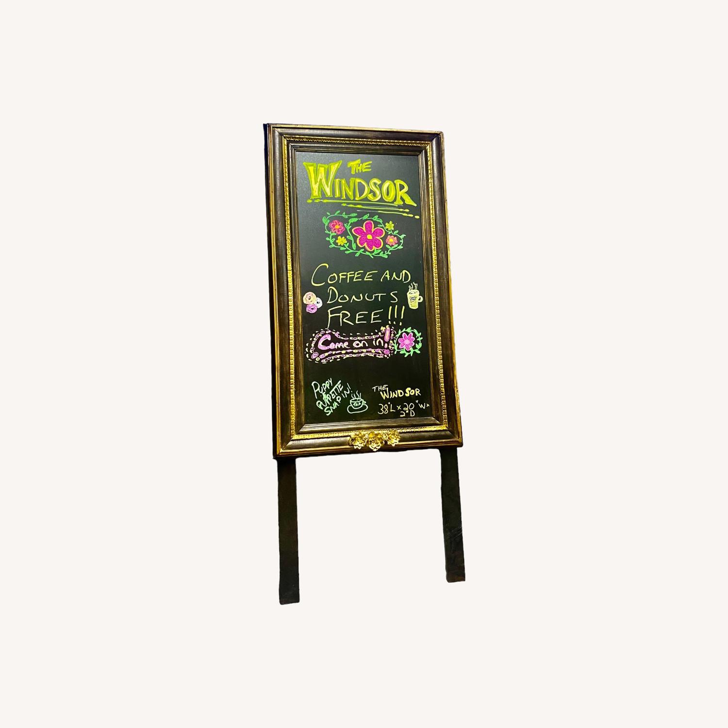 Sidewalk Chalkboard Aptdeco