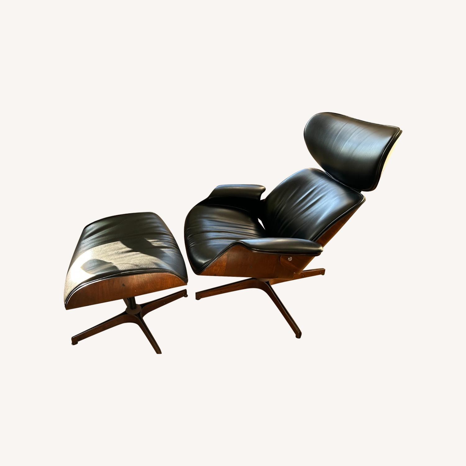 "Eames" look-a-like Lounge Chair - AptDeco