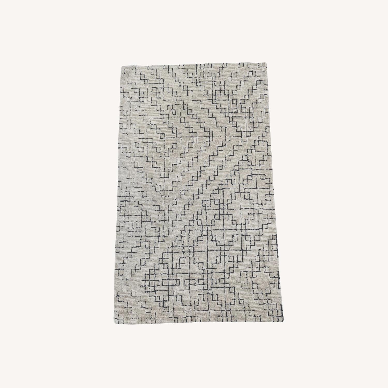 West Elm Stone Tile Rug 3'x5' - AptDeco