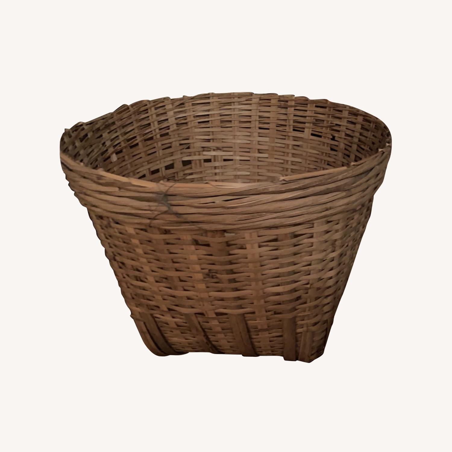 Jumbo Island Baskets - AptDeco