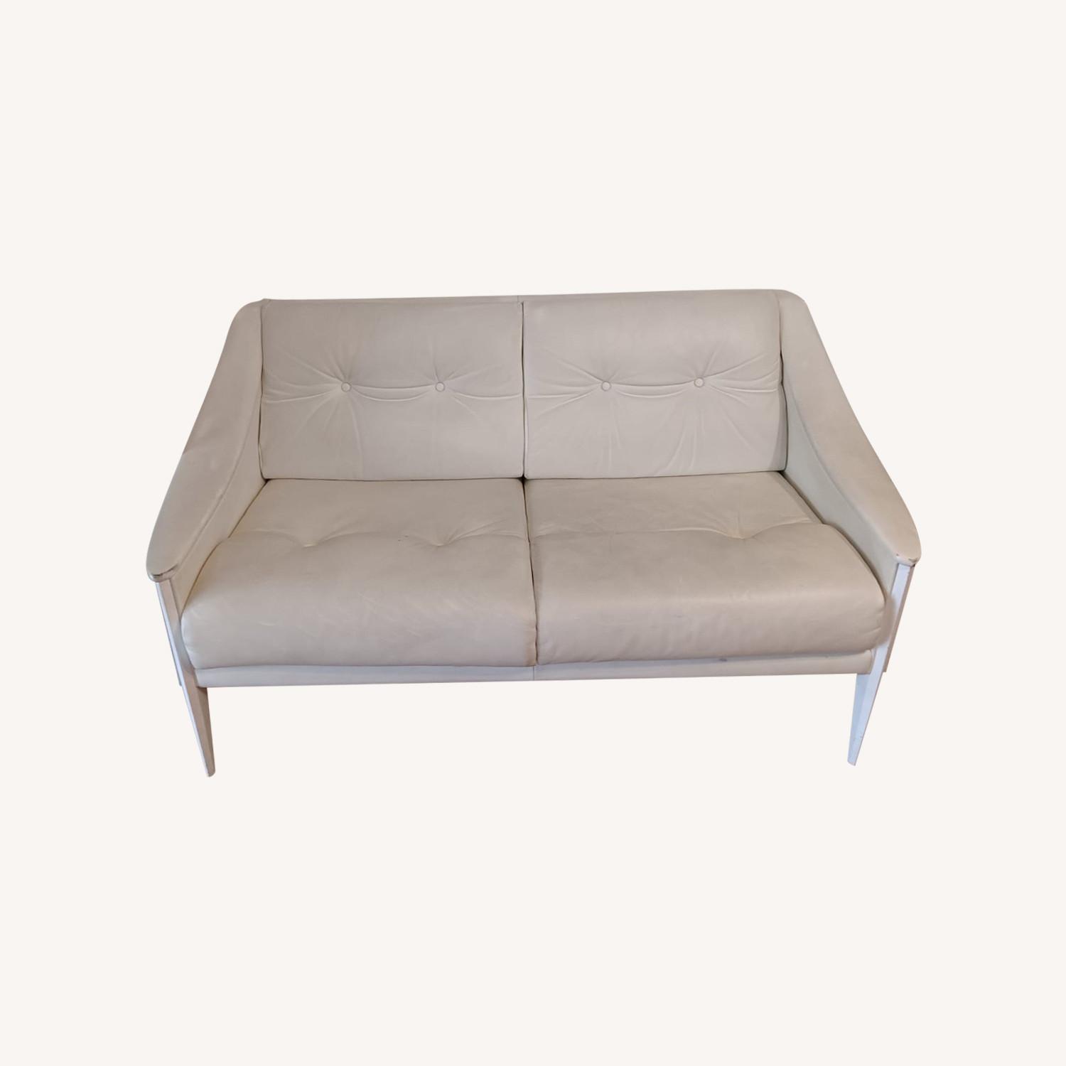 Poltrona Frau Dezza 24 Sofa - AptDeco