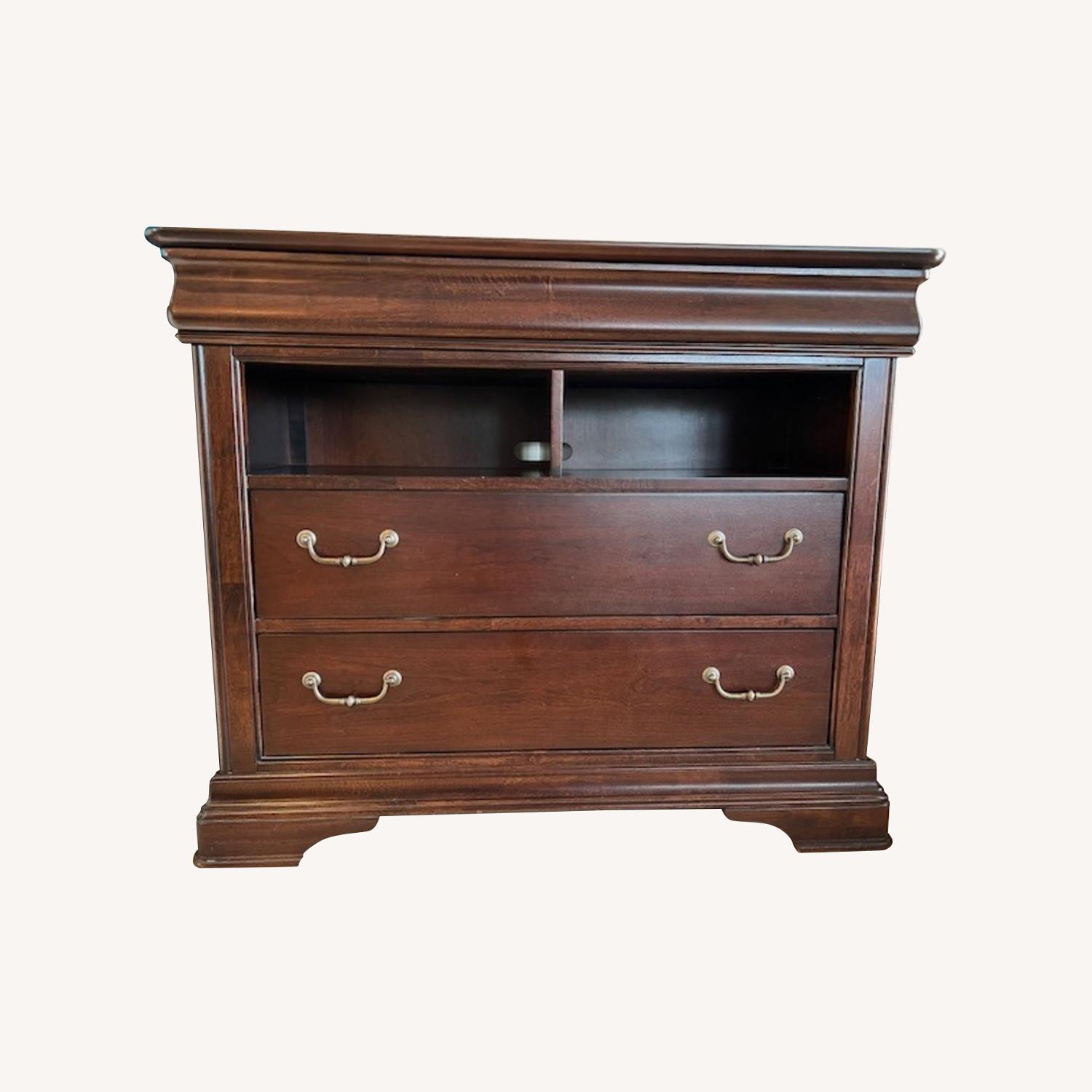 Haverty's Orleans Media Chest - AptDeco